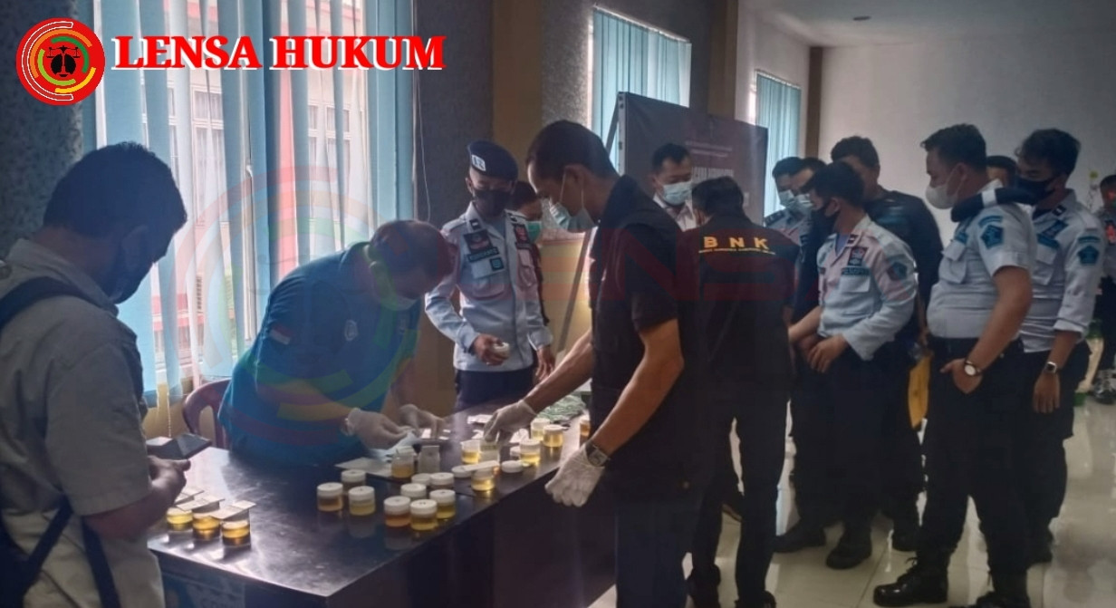 Di Tes Urine Secara Acak Puluhan Warga Binaan Negatif Narkoba ... Di Tes Urine Secara Acak Puluhan Warga Binaan Negatif Narkoba ...